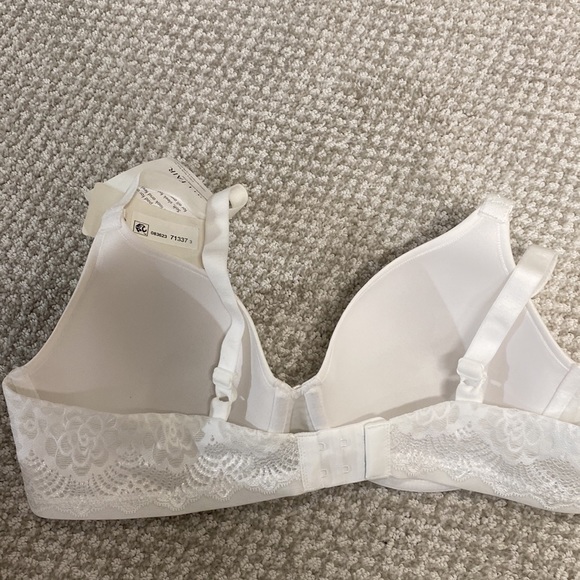 Vanity Fair | Intimates & Sleepwear | New Vanity Fair Bra | Poshmark